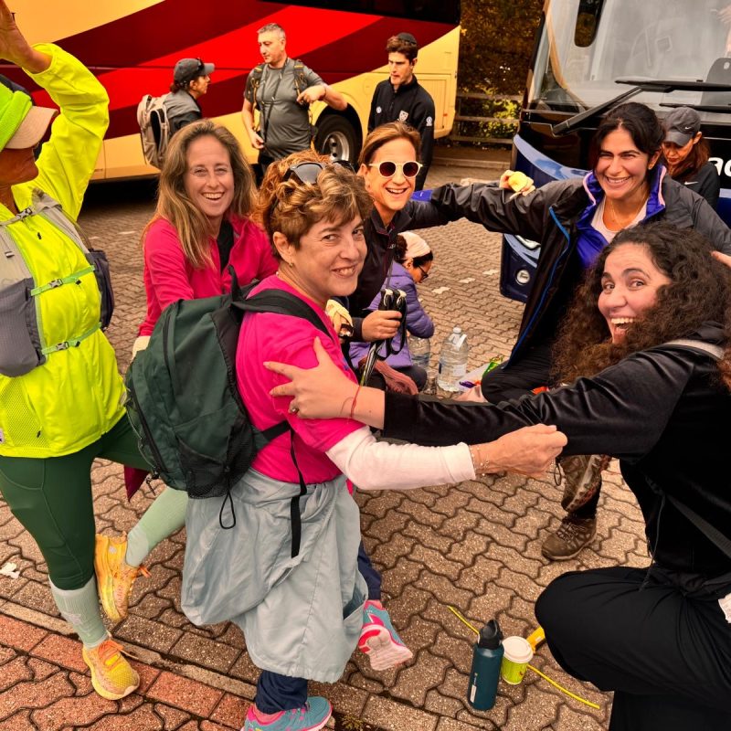 The Giant Walk – Charity walk from Hale to Hale